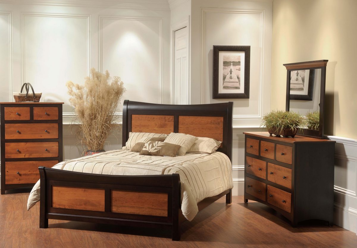 Shaker Pencil Post Bedroom - Amish Furniture of Austin